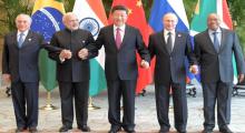 브라질 러시아 인도 중국 남아공(BRICS)  GDP 총계  G7 추월–구매력(PPP) 기준