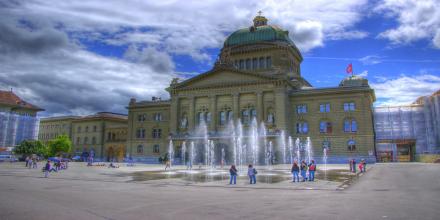 „Wirtschaftsliberale Parteien wie SVP und FDP sind eh pro, die anderen auch oder neutral.“