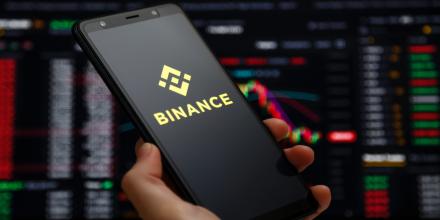 Binance lista oito novos pares de negociação e remove outros 23; veja data e horários