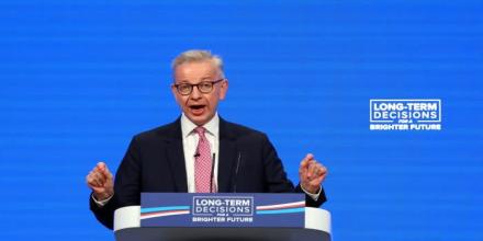 Die Definition von Extremismus wird der britischen Regierung helfen, „ihre Freunde mit Bedacht auszuwählen“, sagt Michael Gove