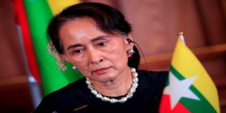 Aung San Suu Kyi „bleibt im Gefängnis“
