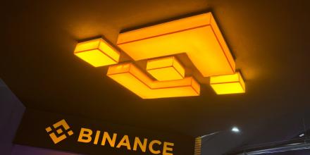 Binance’den Listeleme Havuzuna 4 Altcoin Daha: Biri Uçtu, Biri Düştü!