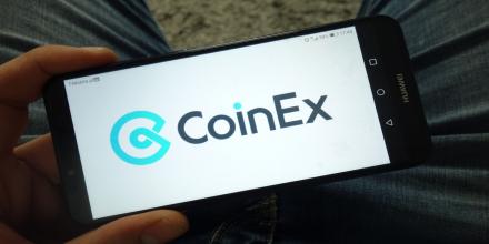 CoinEx Madenciliğine Katılın: CET Kilitleyerek 80.000 SWCH’yi Paylaşın