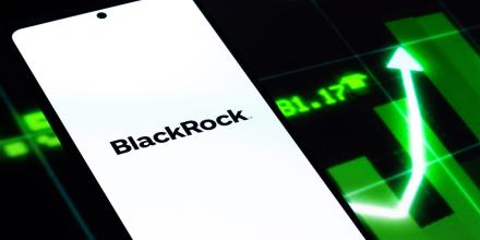 BlackRocks ETF bricht Rekorde – Bitcoin nähert sich der Marke von 112.000 $