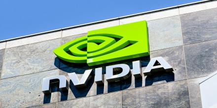 Nvidia überzeugt mit Umsatz, doch Anleger drücken Kurs 3% tiefer