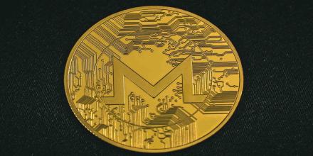 Monero enfrenta su mayor reorganización de bloques: más de 100 transacciones invalidadas