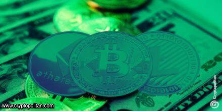 Bitcoin dominates as crypto funds close $921M inflow week