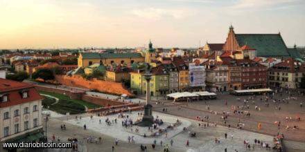 Polonia veta la ley MiCA alegando que representa una “amenaza real a la libertad”