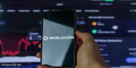 Is Worldcoin heading towards $0.58? Check forecast