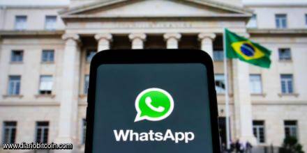 WhatsApp mantiene activos chatbots de IA activos en Brasil pese a prohibición del regulador local